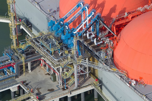 Gate terminal to increase ship loading flow rate - Gate